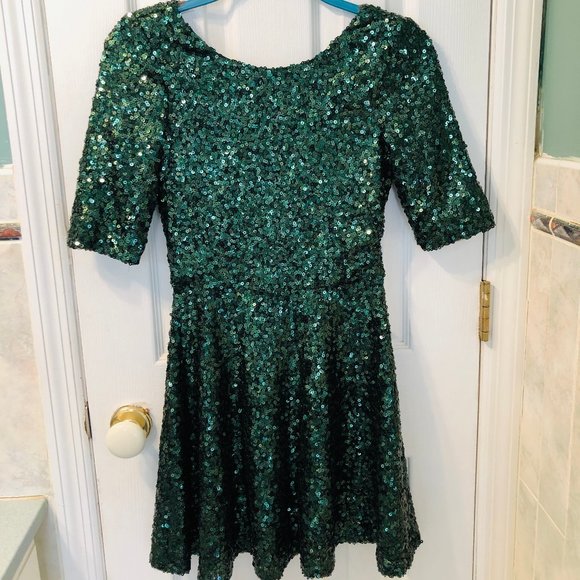 French Connection | Dresses | French Connection Green Sequin Dress Fit ...